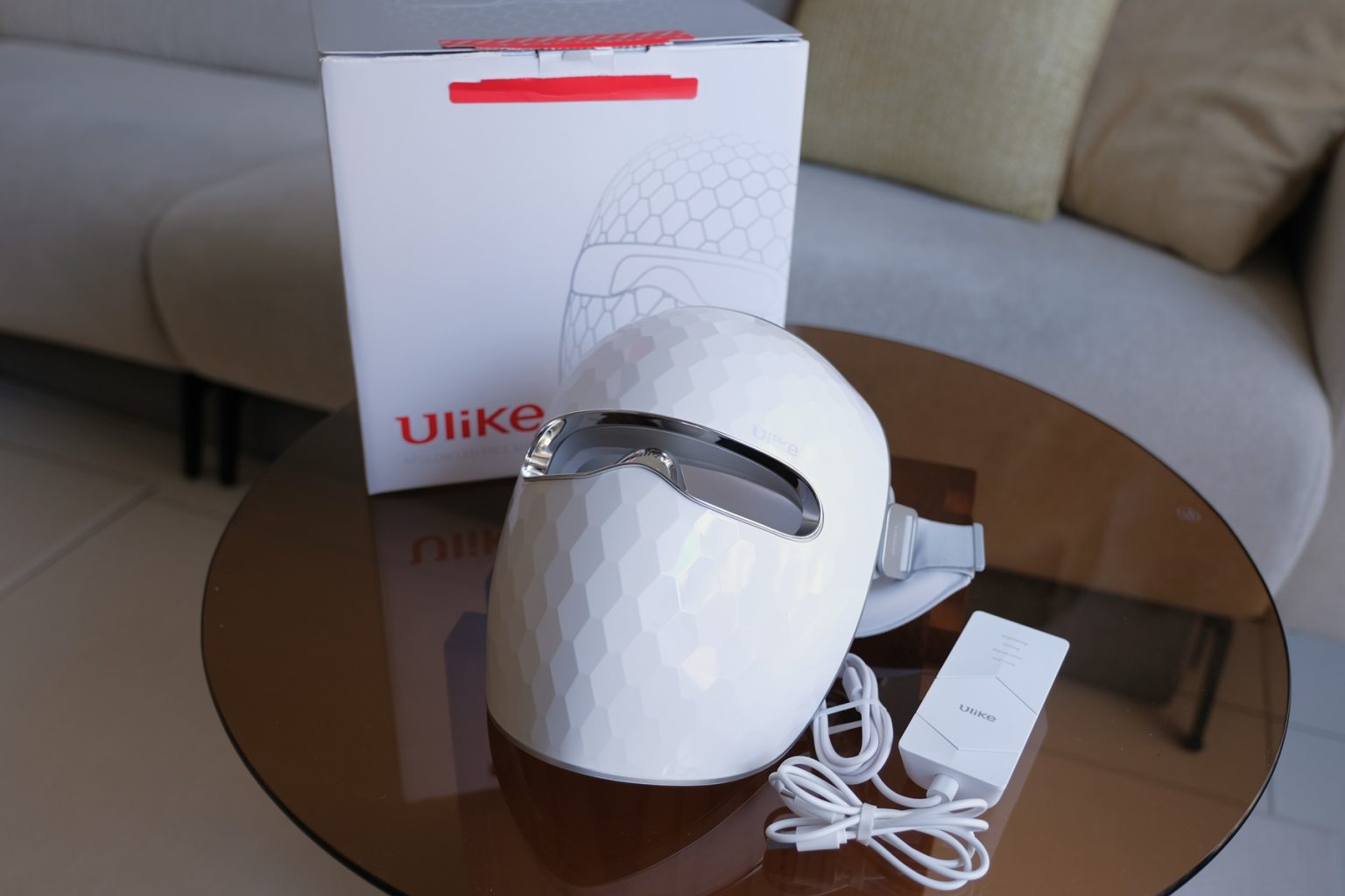 Ulike白皇后LED美容面膜儀 居家美容黑科技到底是不是智商稅？使用前後對比分享紀錄 - 盈盈 棉花糖女孩